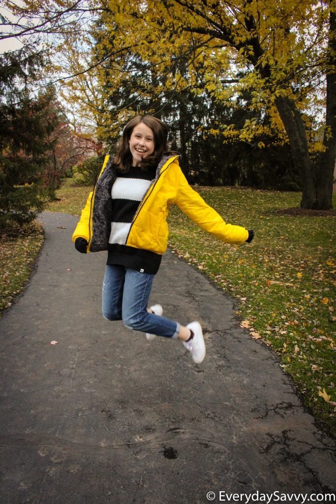 Comfy Cozy Cute Outfits for Tweens and Teens - Everyday Savvy