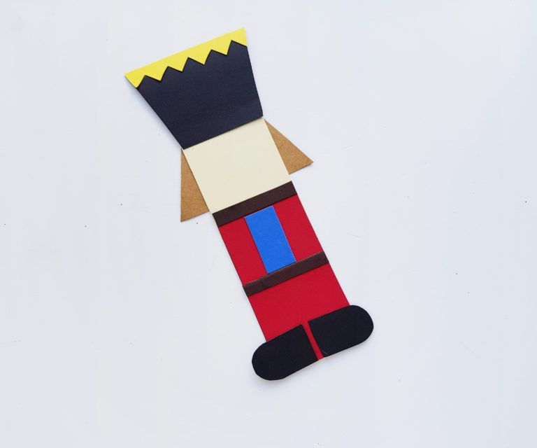 Nutcracker Craft / Nutcracker Puppets - Everyday Savvy
